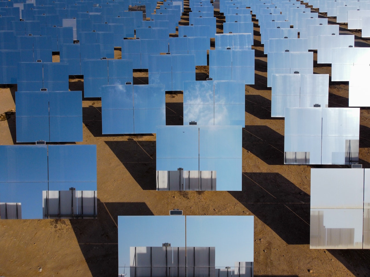 De ce să alegi panourile fotovoltaice: tipuri de panouri și beneficii ...